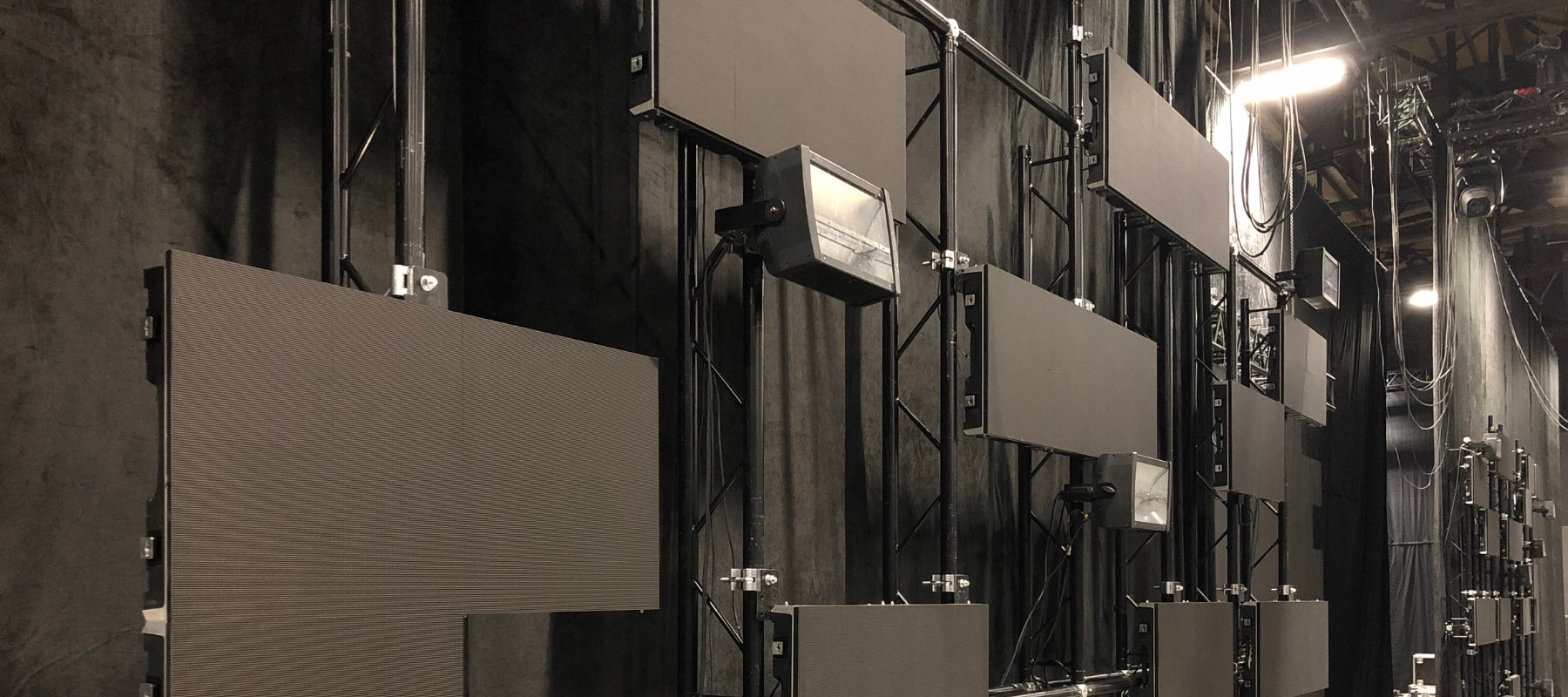 LED Video Wall Packages | Indoor & Outdoor LED Video Panels - EACHIN